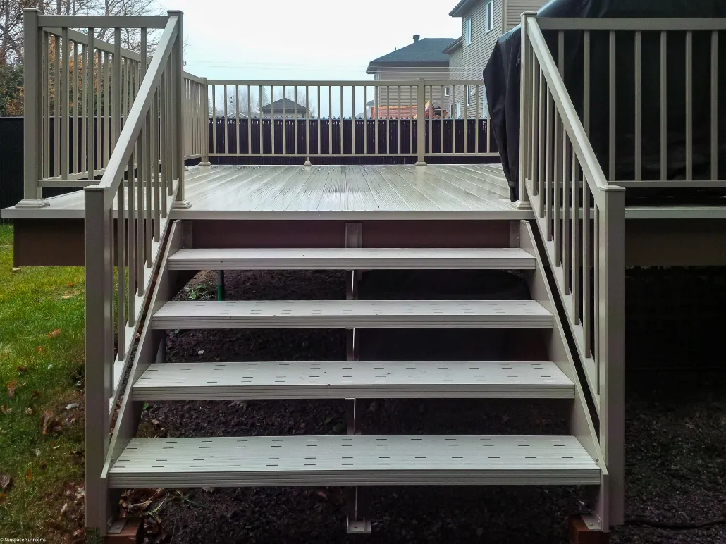 AlumaDeck - Decking-1006 - Sunspace By Sunrise Sunrooms